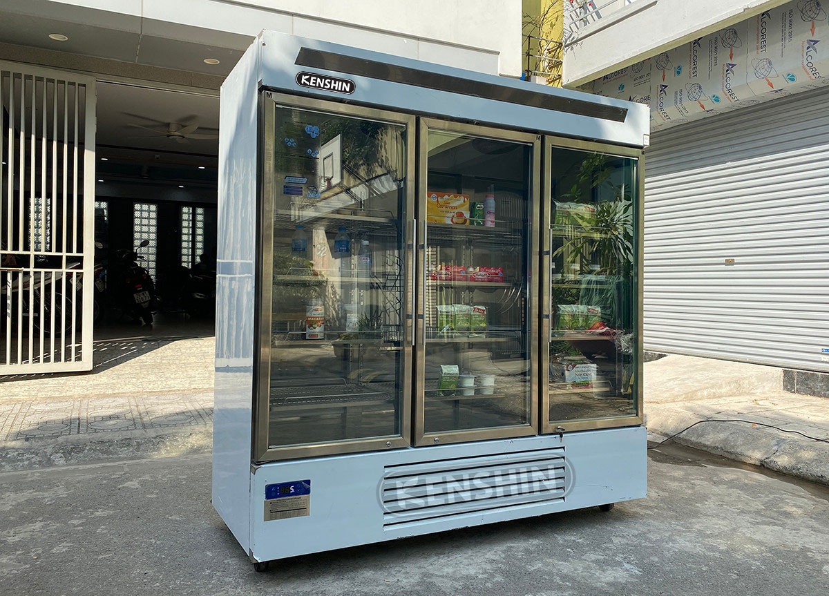 Tủ đông đứng mặt kính 3 cánh Kenshin KS-3K1750F - KENSHIN VIỆT NAM
